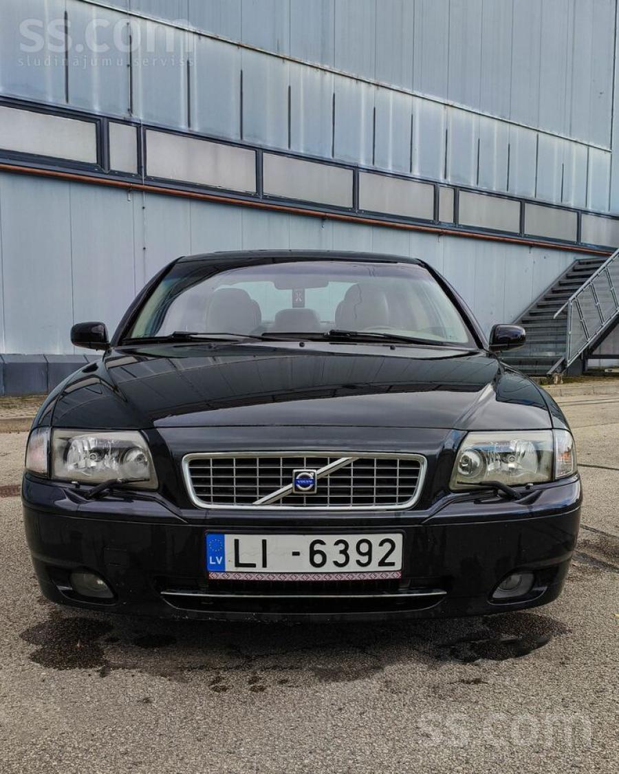 Melns Volvo S80 2005 Rīga, ar dzinēja tilpumu 2.40 L un nobraukumu 300 tūkst. km par 1550 €, foto 3 vietnē AUTOMOTO.COM.LV