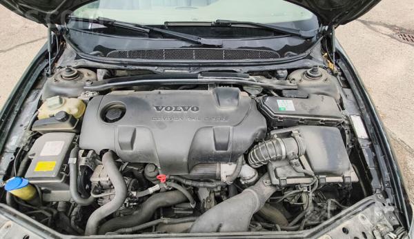 Volvo S80 2005 in Riga on AUTOMOTO.COM.LV Black Volvo S80 2005 in Riga, with an engine capacity of 2.40 L and mileage of 300 thousand km for 1550 €, photo 7 on AUTOMOTO.COM.LV