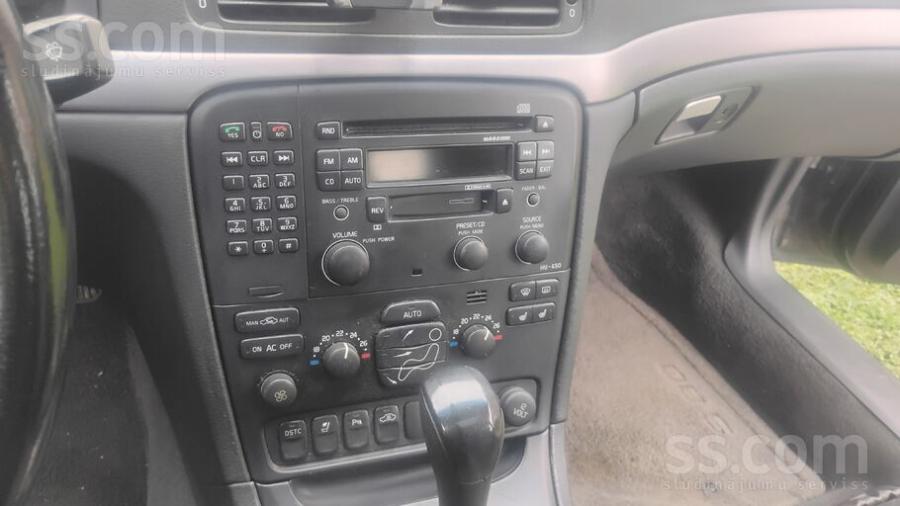 Melns Volvo S80 2005 Madona, ar dzinēja tilpumu 2.40 L un nobraukumu 330 tūkst. km par 1600 €, foto 21 vietnē AUTOMOTO.COM.LV