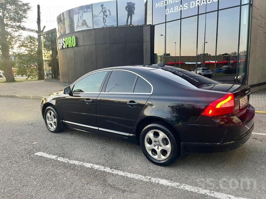 Black Volvo S80 2006 in Riga, with an engine capacity of 2.40 L and mileage of 0 thousand km for 2750 €, photo 7 on AUTOMOTO.COM.LV