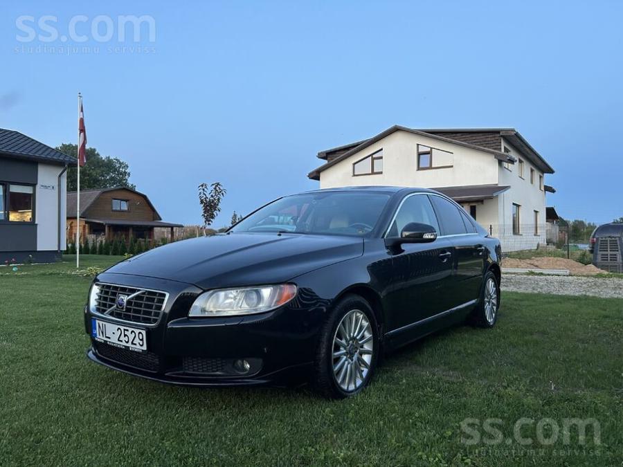 Melns Volvo S80 2006 Rīga, ar dzinēja tilpumu 2.40 L un nobraukumu 183 tūkst. km par 4500 €, foto 1 vietnē AUTOMOTO.COM.LV