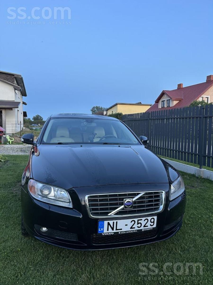 Melns Volvo S80 2006 Rīga, ar dzinēja tilpumu 2.40 L un nobraukumu 183 tūkst. km par 4500 €, foto 2 vietnē AUTOMOTO.COM.LV