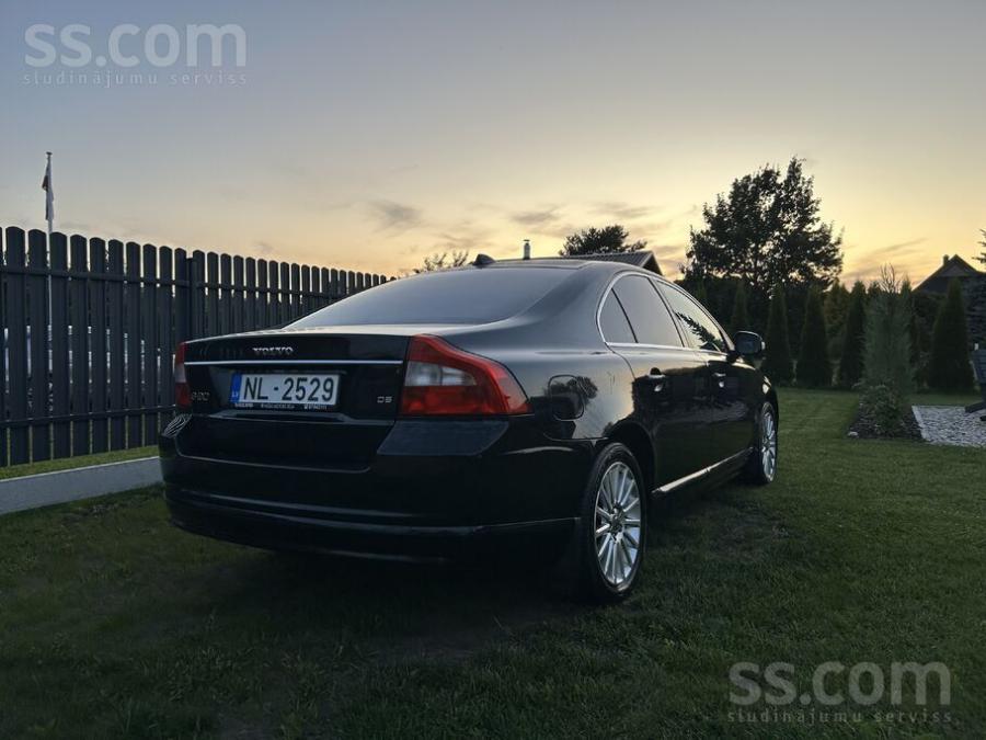 Melns Volvo S80 2006 Rīga, ar dzinēja tilpumu 2.40 L un nobraukumu 183 tūkst. km par 4500 €, foto 4 vietnē AUTOMOTO.COM.LV