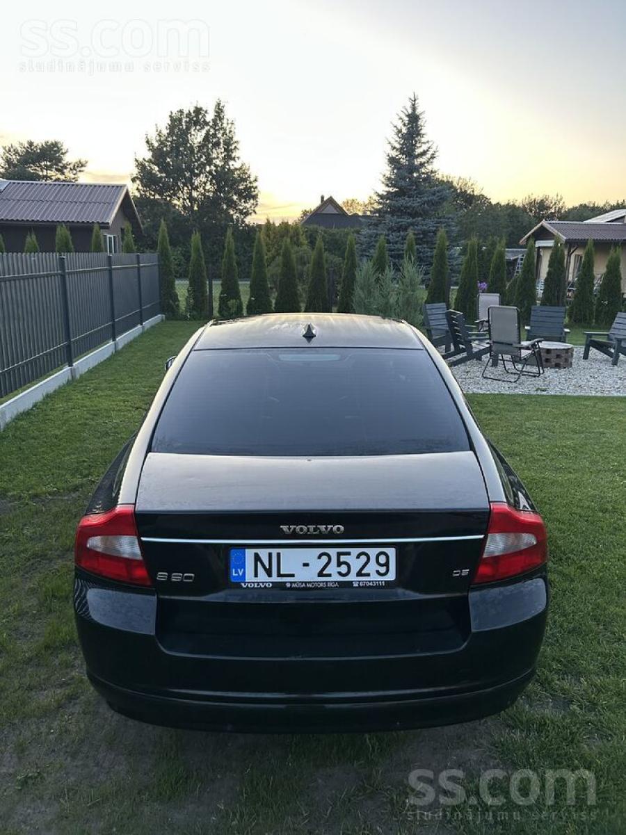 Melns Volvo S80 2006 Rīga, ar dzinēja tilpumu 2.40 L un nobraukumu 183 tūkst. km par 4500 €, foto 6 vietnē AUTOMOTO.COM.LV