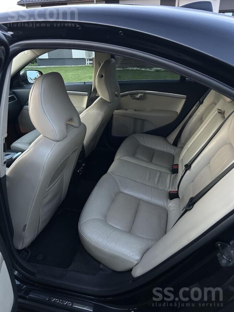 Melns Volvo S80 2006 Rīga, ar dzinēja tilpumu 2.40 L un nobraukumu 183 tūkst. km par 4500 €, foto 9 vietnē AUTOMOTO.COM.LV