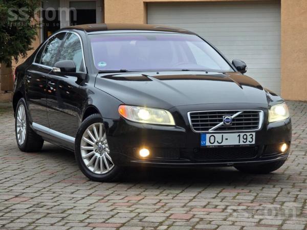 Black Volvo S80 2006 in Riga, with an engine capacity of 2.40 L and mileage of 0 thousand km for 4850 €, photo 7 on AUTOMOTO.COM.LV