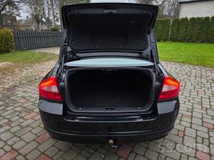 Black Volvo S80 2006 in Riga, with an engine capacity of 2.40 L and mileage of 0 thousand km for 4850 €, photo 14 on AUTOMOTO.COM.LV