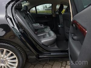 Black Volvo S80 2006 in Riga, with an engine capacity of 2.40 L and mileage of 0 thousand km for 4850 €, photo 17 on AUTOMOTO.COM.LV