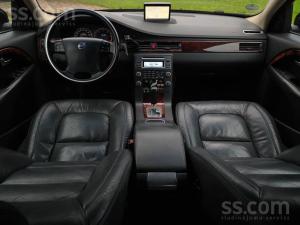 Black Volvo S80 2006 in Riga, with an engine capacity of 2.40 L and mileage of 0 thousand km for 4850 €, photo 24 on AUTOMOTO.COM.LV