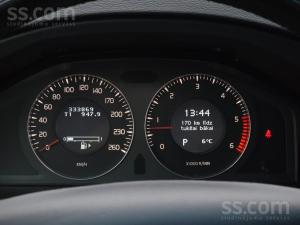Black Volvo S80 2006 in Riga, with an engine capacity of 2.40 L and mileage of 0 thousand km for 4850 €, photo 29 on AUTOMOTO.COM.LV