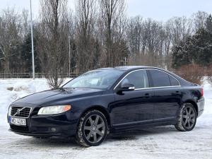 Melns Volvo S80 2006 Rīga, ar dzinēja tilpumu 2.40 L un nobraukumu 304 tūkst. km par 3570 €, foto 6 vietnē AUTOMOTO.COM.LV
