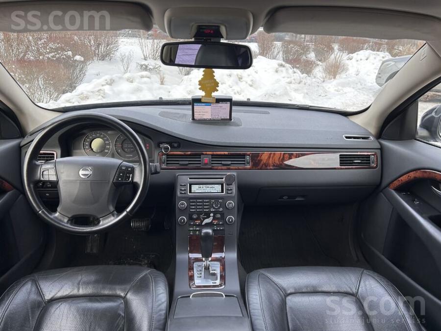 Melns Volvo S80 2006 Rīga, ar dzinēja tilpumu 2.40 L un nobraukumu 304 tūkst. km par 3570 €, foto 12 vietnē AUTOMOTO.COM.LV