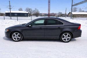 Melns Volvo S80 2006 Šauļi, ar dzinēja tilpumu 2.40 L un nobraukumu 234 tūkst. km par 3900 €, foto 8 vietnē AUTOMOTO.COM.LV
