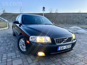 Black Volvo S80 2006 in Daugavpils, with an engine capacity of 2.40 L and mileage of 358 thousand km for 2650 €, photo 3 on AUTOMOTO.COM.LV