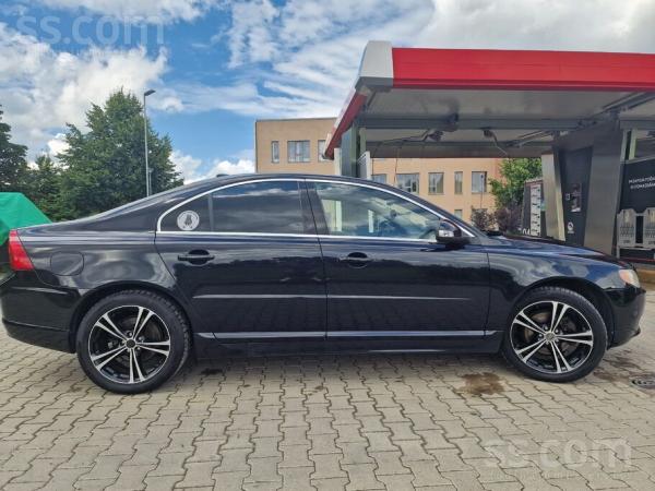 Melns Volvo S80 2006 Jelgava, ar dzinēja tilpumu 2.40 L un nobraukumu 322 tūkst. km par 3500 €, foto 2 vietnē AUTOMOTO.COM.LV