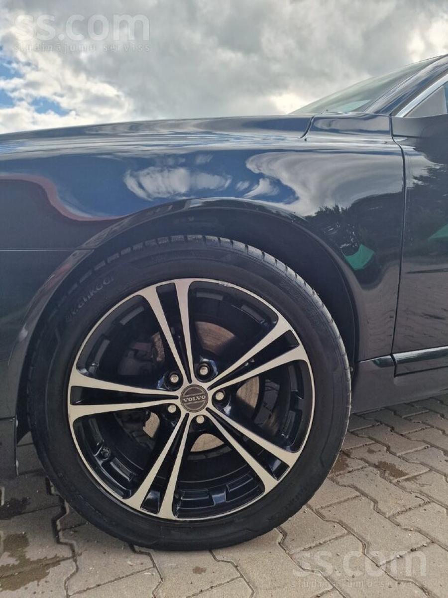 Melns Volvo S80 2006 Jelgava, ar dzinēja tilpumu 2.40 L un nobraukumu 322 tūkst. km par 3500 €, foto 4 vietnē AUTOMOTO.COM.LV