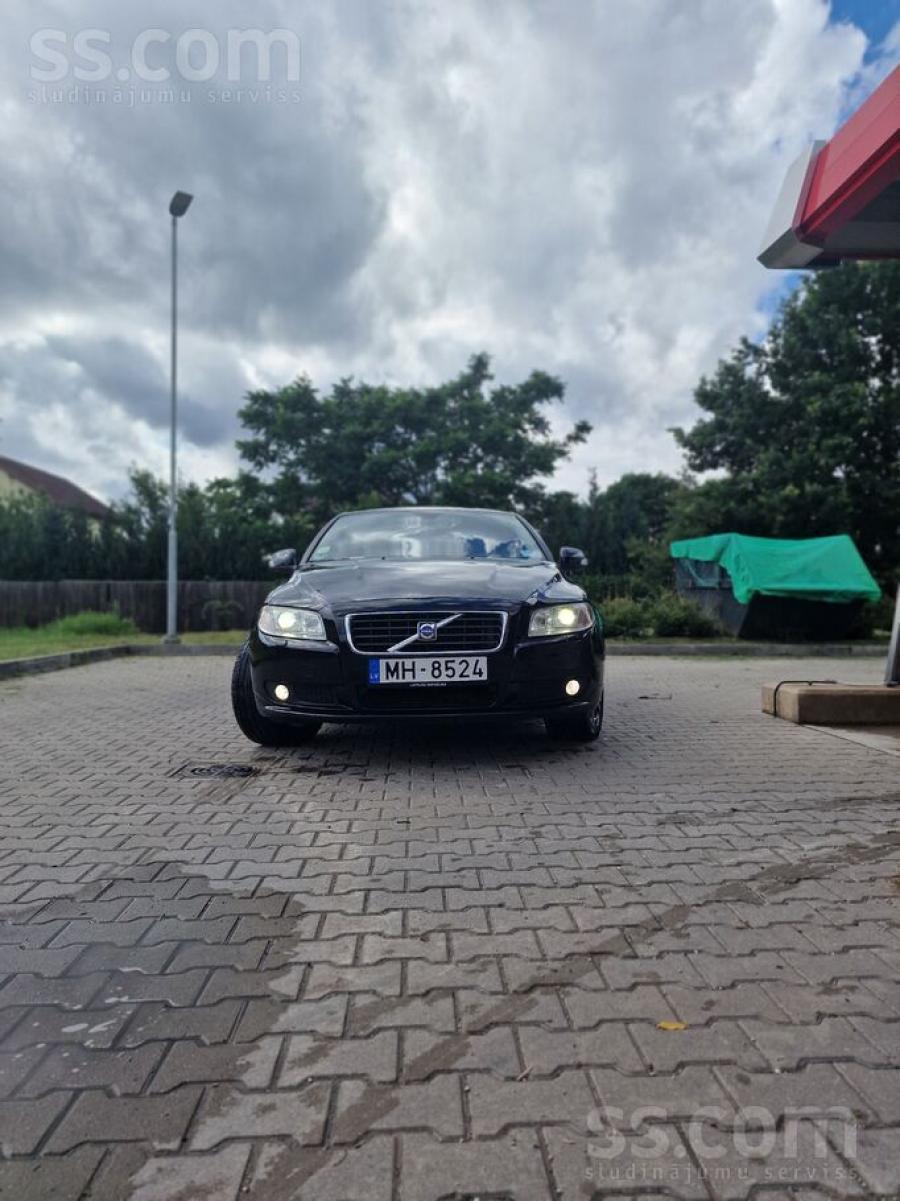 Melns Volvo S80 2006 Jelgava, ar dzinēja tilpumu 2.40 L un nobraukumu 322 tūkst. km par 3500 €, foto 6 vietnē AUTOMOTO.COM.LV