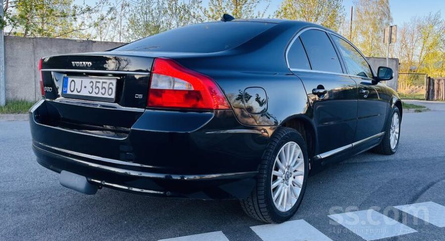 Melns Volvo S80 2006 Jelgava, ar dzinēja tilpumu 2.40 L un nobraukumu 304 tūkst. km par 3600 €, foto 5 vietnē AUTOMOTO.COM.LV