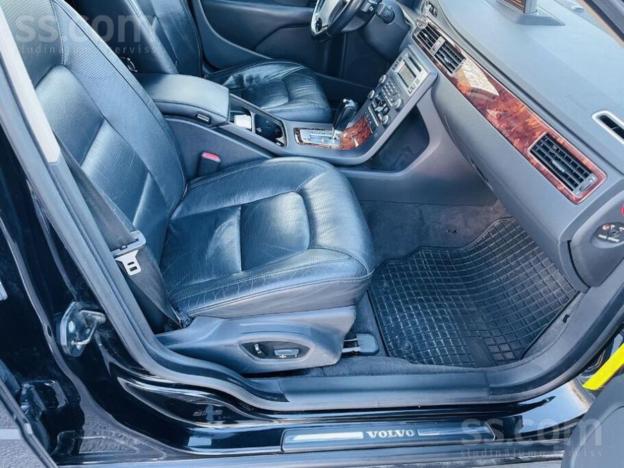 Melns Volvo S80 2006 Jelgava, ar dzinēja tilpumu 2.40 L un nobraukumu 304 tūkst. km par 3600 €, foto 8 vietnē AUTOMOTO.COM.LV