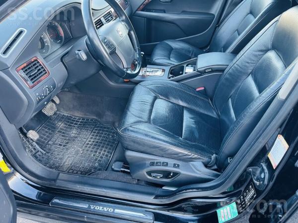 Melns Volvo S80 2006 Jelgava, ar dzinēja tilpumu 2.40 L un nobraukumu 304 tūkst. km par 3600 €, foto 8 vietnē AUTOMOTO.COM.LV