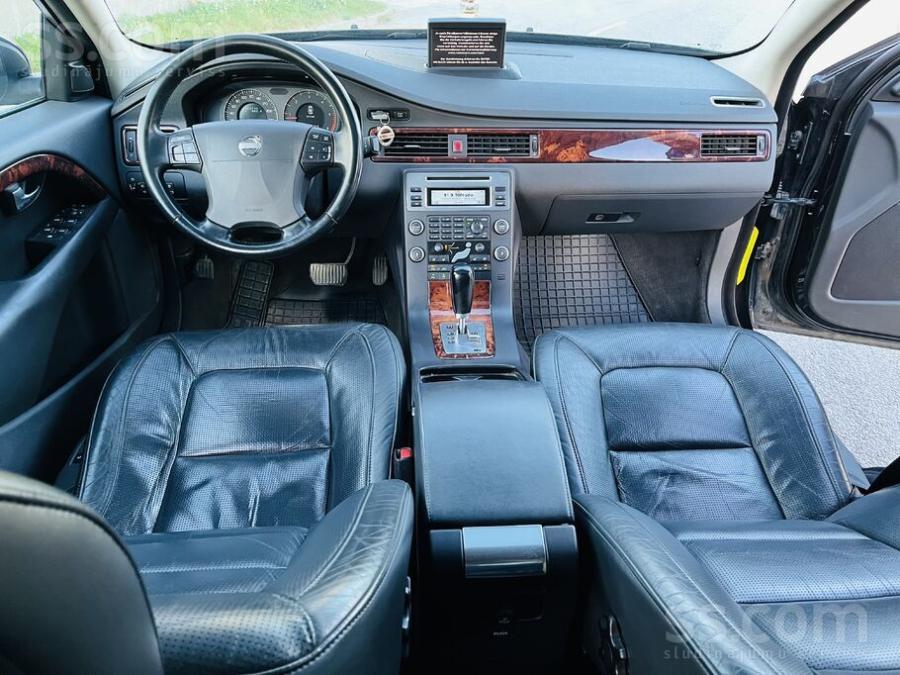 Melns Volvo S80 2006 Jelgava, ar dzinēja tilpumu 2.40 L un nobraukumu 304 tūkst. km par 3600 €, foto 11 vietnē AUTOMOTO.COM.LV