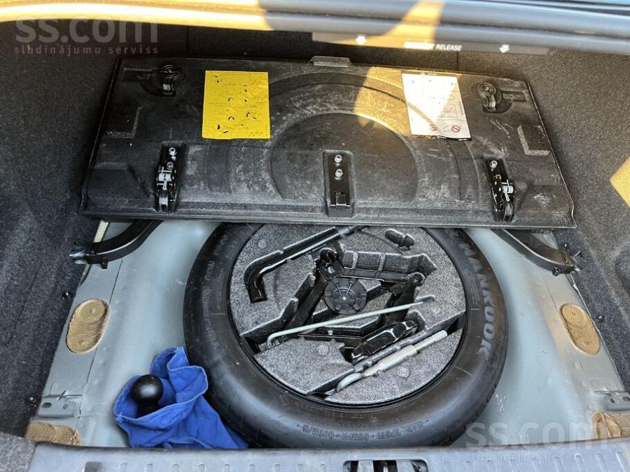 Melns Volvo S80 2006 Jelgava, ar dzinēja tilpumu 2.40 L un nobraukumu 304 tūkst. km par 3600 €, foto 13 vietnē AUTOMOTO.COM.LV