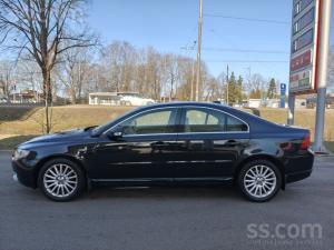 Black Volvo S80 2006 in Riga, with an engine capacity of 2.40 L and mileage of 310 thousand km for 2600 €, photo 8 on AUTOMOTO.COM.LV