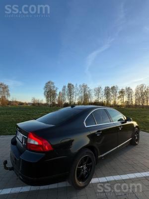 Melns Volvo S80 2006 Rīga, ar dzinēja tilpumu 2.40 L un nobraukumu 352 tūkst. km par 2900 €, foto 6 vietnē AUTOMOTO.COM.LV