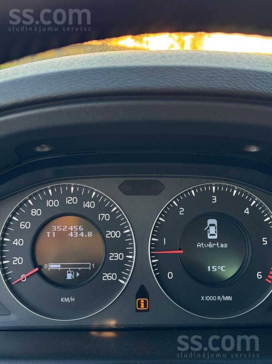 Melns Volvo S80 2006 Rīga, ar dzinēja tilpumu 2.40 L un nobraukumu 352 tūkst. km par 2900 €, foto 10 vietnē AUTOMOTO.COM.LV