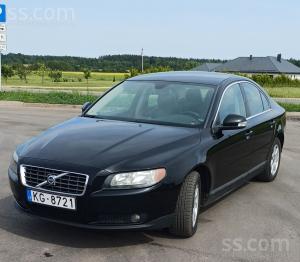 Black Volvo S80 2006 in Daugavpils, with an engine capacity of 2.40 L and mileage of 412 thousand km for 3300 €, photo  on AUTOMOTO.COM.LV