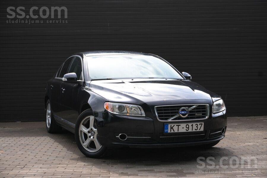 Black Volvo S80 2006 in Riga, with an engine capacity of 2.40 L and mileage of 323 thousand km for 4990 €, photo 3 on AUTOMOTO.COM.LV