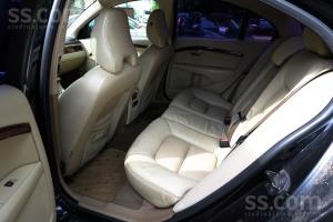 Black Volvo S80 2006 in Riga, with an engine capacity of 2.40 L and mileage of 323 thousand km for 4990 €, photo 14 on AUTOMOTO.COM.LV