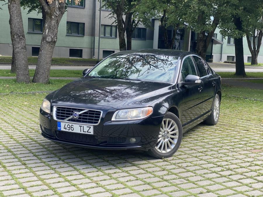 Melns Volvo S80 2006 Kuresāre, ar dzinēja tilpumu 2.40 L un nobraukumu 0 tūkst. km par 2600 €, foto 12 vietnē AUTOMOTO.COM.LV