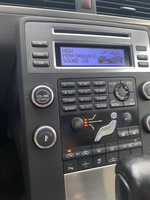 Melns Volvo S80 2006 Kuresāre, ar dzinēja tilpumu 2.40 L un nobraukumu 0 tūkst. km par 2600 €, foto 17 vietnē AUTOMOTO.COM.LV
