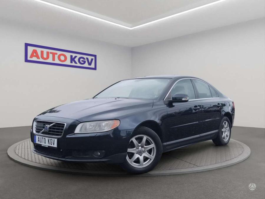 Black Volvo S80 2006 in Vilnius, with an engine capacity of 2.40 L and mileage of 311 thousand km for 3499 €, photo 1 on AUTOMOTO.COM.LV