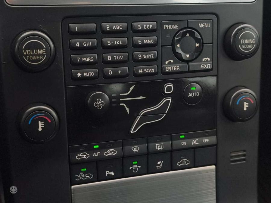 Black Volvo S80 2006 in Vilnius, with an engine capacity of 2.40 L and mileage of 311 thousand km for 3499 €, photo 19 on AUTOMOTO.COM.LV