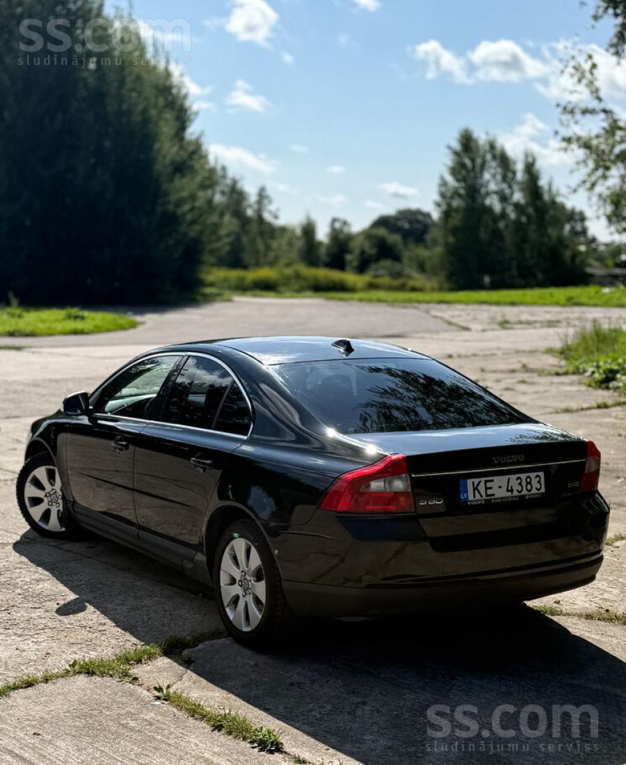 Melns Volvo S80 2006 Rīga, ar dzinēja tilpumu 2.40 L un nobraukumu 485 tūkst. km par 2250 €, foto 1 vietnē AUTOMOTO.COM.LV