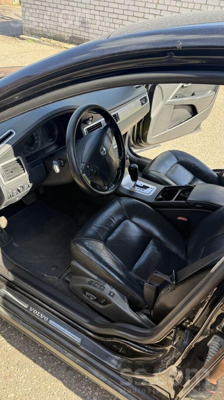 Melns Volvo S80 2006 Rīga, ar dzinēja tilpumu 2.40 L un nobraukumu 485 tūkst. km par 2250 €, foto 10 vietnē AUTOMOTO.COM.LV