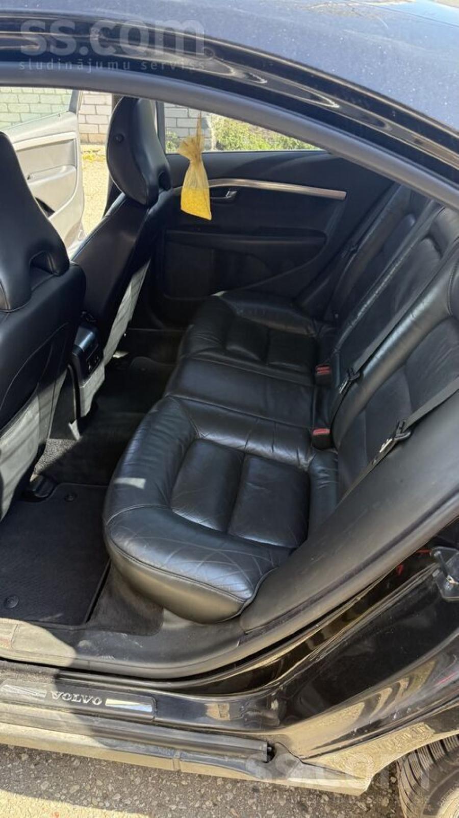 Melns Volvo S80 2006 Rīga, ar dzinēja tilpumu 2.40 L un nobraukumu 485 tūkst. km par 2250 €, foto 13 vietnē AUTOMOTO.COM.LV