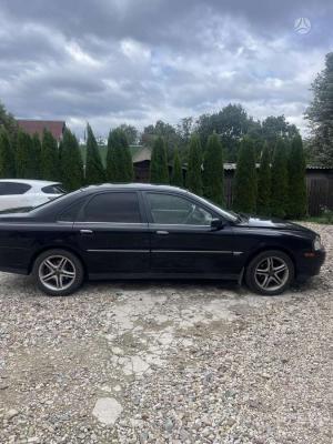 Black Volvo S80 2006 in Vilnius, with an engine capacity of 2.40 L and mileage of 325 thousand km for 1200 €, photo 4 on AUTOMOTO.COM.LV