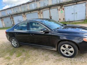 Black Volvo S80 2006 in Rezekne, with an engine capacity of 2.40 L and mileage of 360 thousand km for 2200 €, photo 3 on AUTOMOTO.COM.LV