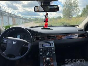 Black Volvo S80 2006 in Rezekne, with an engine capacity of 2.40 L and mileage of 360 thousand km for 2200 €, photo 6 on AUTOMOTO.COM.LV