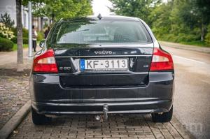 Black Volvo S80 2006 in Riga, with an engine capacity of 2.40 L and mileage of 0 thousand km for 1690 €, photo 6 on AUTOMOTO.COM.LV