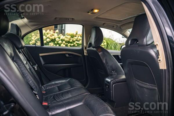Black Volvo S80 2006 in Riga, with an engine capacity of 2.40 L and mileage of 0 thousand km for 1690 €, photo 10 on AUTOMOTO.COM.LV