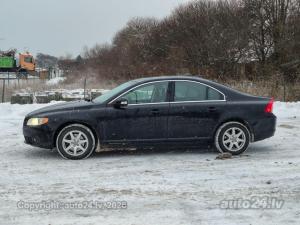 Black Volvo S80 2007 in Tallinn, with an engine capacity of 2.40 L and mileage of 226 thousand km for 5200 €, photo 2 on AUTOMOTO.COM.LV