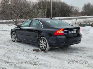 Black Volvo S80 2007 in Tallinn, with an engine capacity of 2.40 L and mileage of 226 thousand km for 5200 €, photo 3 on AUTOMOTO.COM.LV