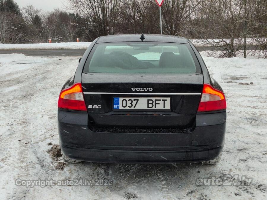 Black Volvo S80 2007 in Tallinn, with an engine capacity of 2.40 L and mileage of 226 thousand km for 5200 €, photo 4 on AUTOMOTO.COM.LV