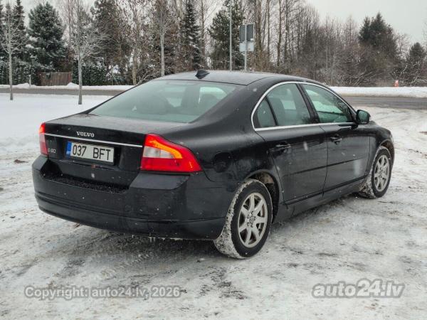 Black Volvo S80 2007 in Tallinn, with an engine capacity of 2.40 L and mileage of 226 thousand km for 5200 €, photo 5 on AUTOMOTO.COM.LV