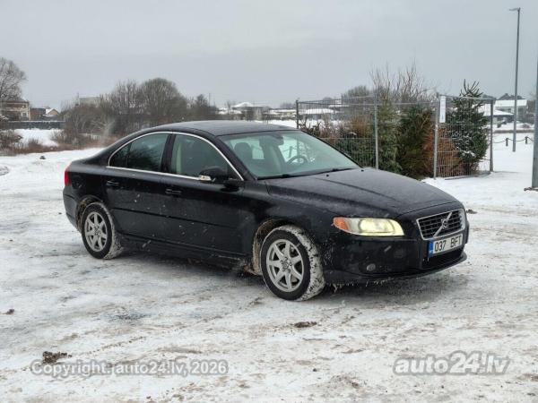 Black Volvo S80 2007 in Tallinn, with an engine capacity of 2.40 L and mileage of 226 thousand km for 5200 €, photo 7 on AUTOMOTO.COM.LV