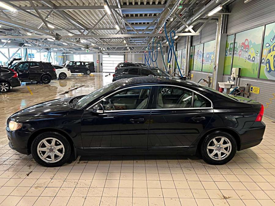 Melns Volvo S80 2007 Viļņa, ar dzinēja tilpumu 2.50 L un nobraukumu 399 tūkst. km par 2399 €, foto 6 vietnē AUTOMOTO.COM.LV